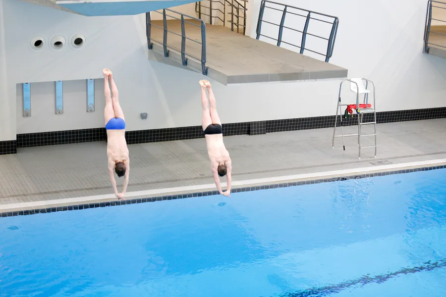 Adult Learn to Dive - Aberdeen Sports Village